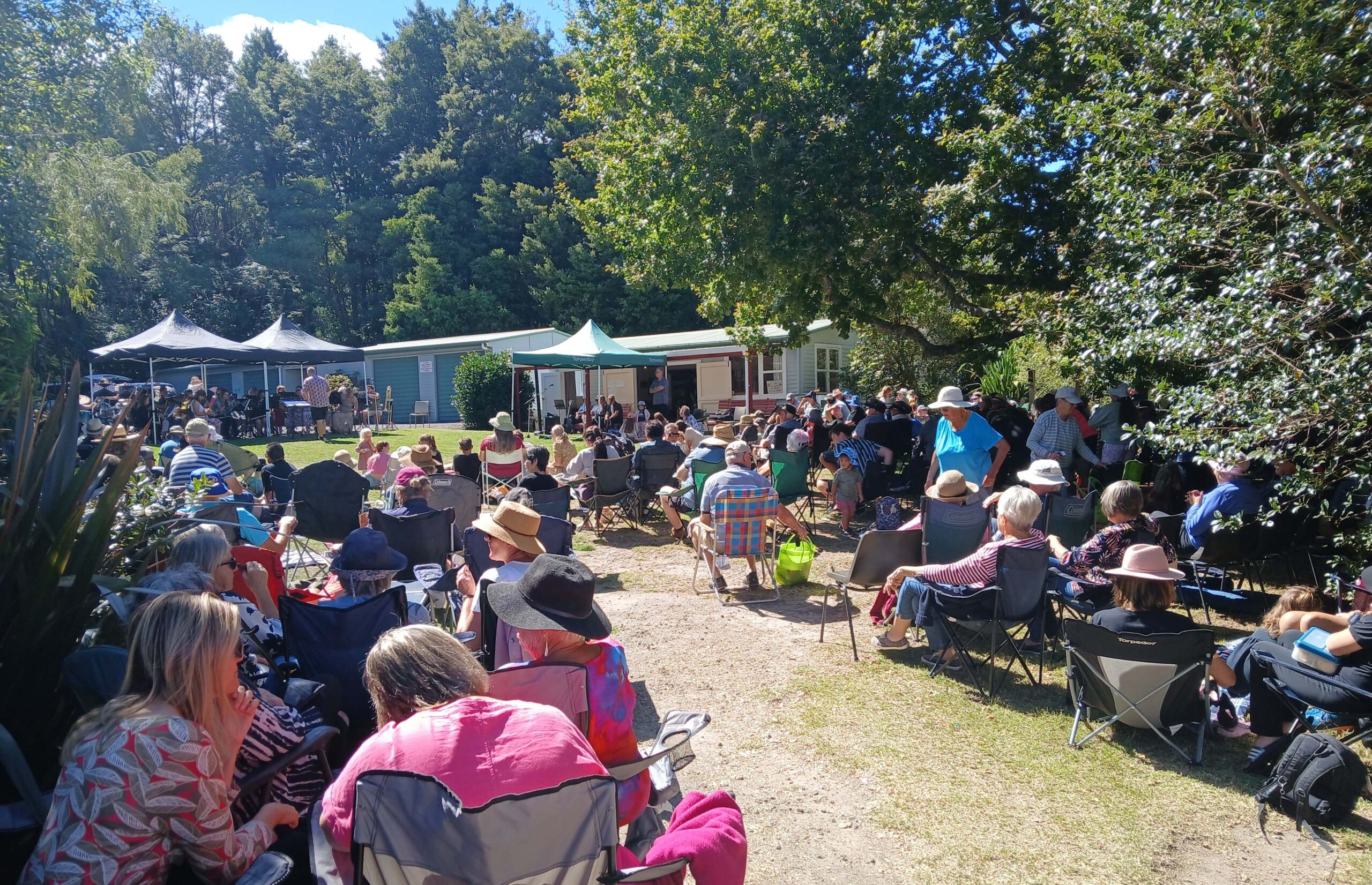 Music in the Botanical Gardens | Creative Taupō